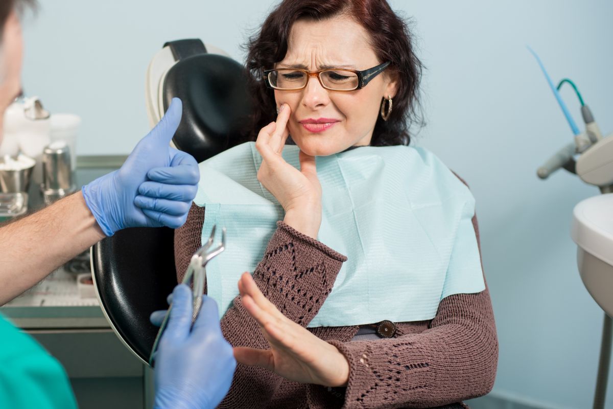 10 Tooth Extraction Recovery Tips You Must Follow